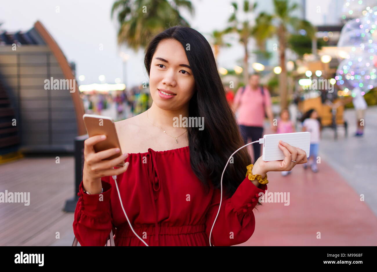Phone charging portable outside hi-res stock photography and images - Alamy