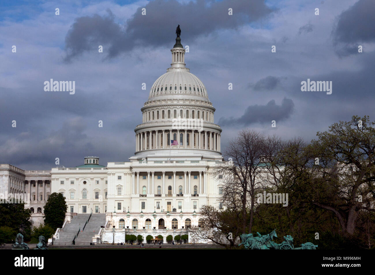 Lawmakers hi-res stock photography and images - Alamy