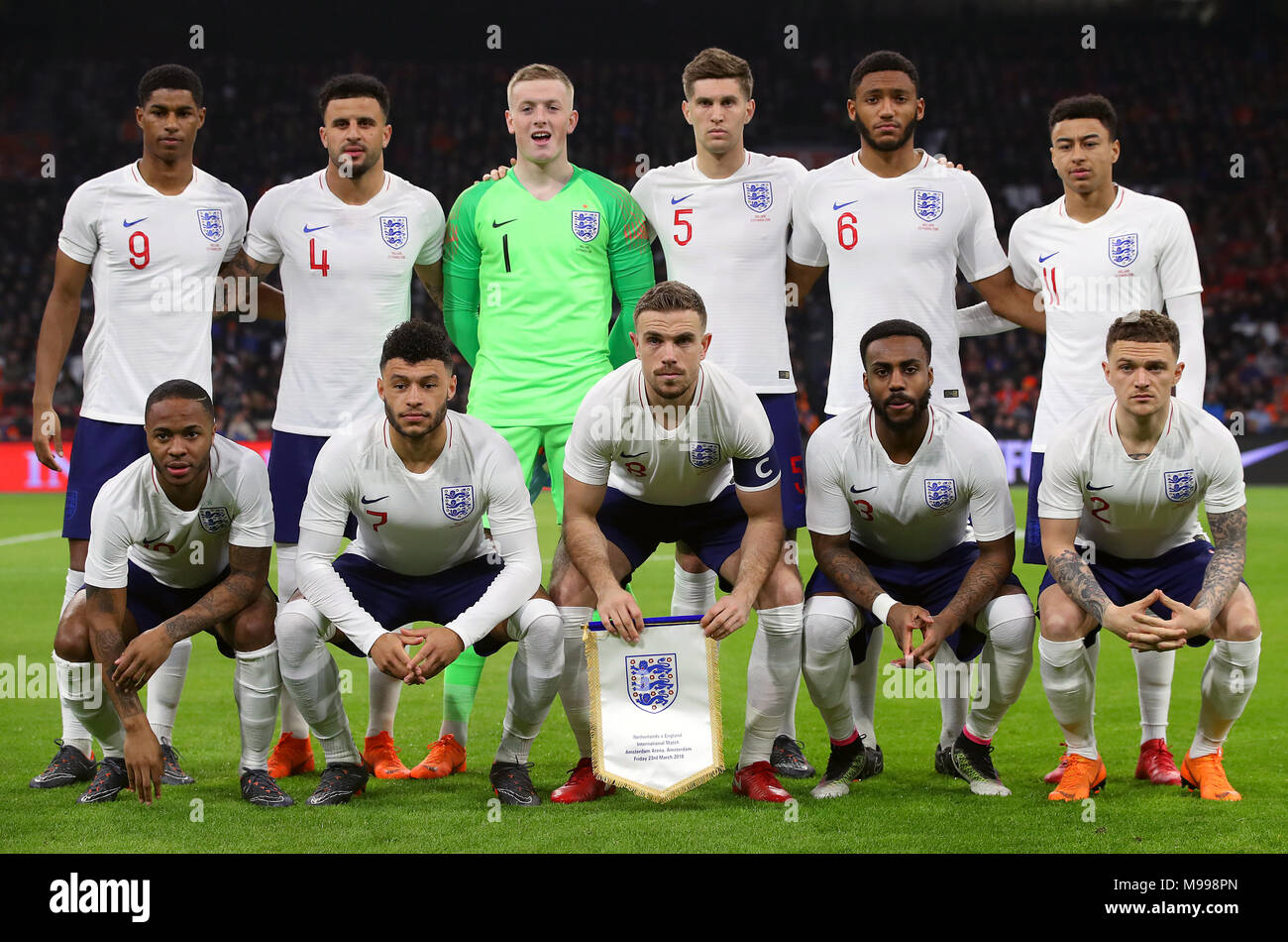 Team photo during hi-res stock photography and images - Alamy