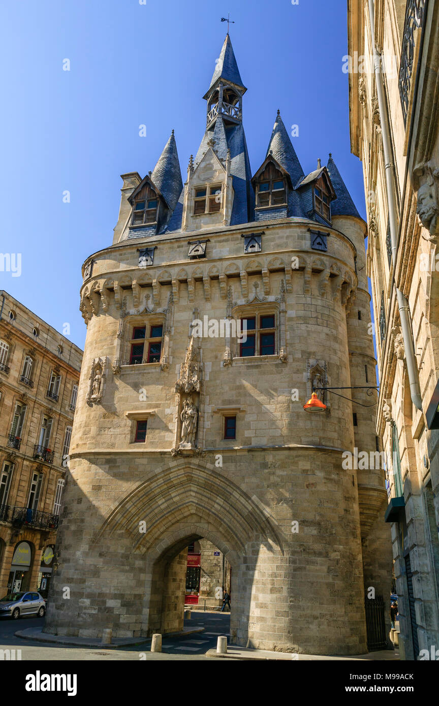 Porte Cailhau Place du Palais Bordeaux Gironde Nouvelle-Aquitaine ...