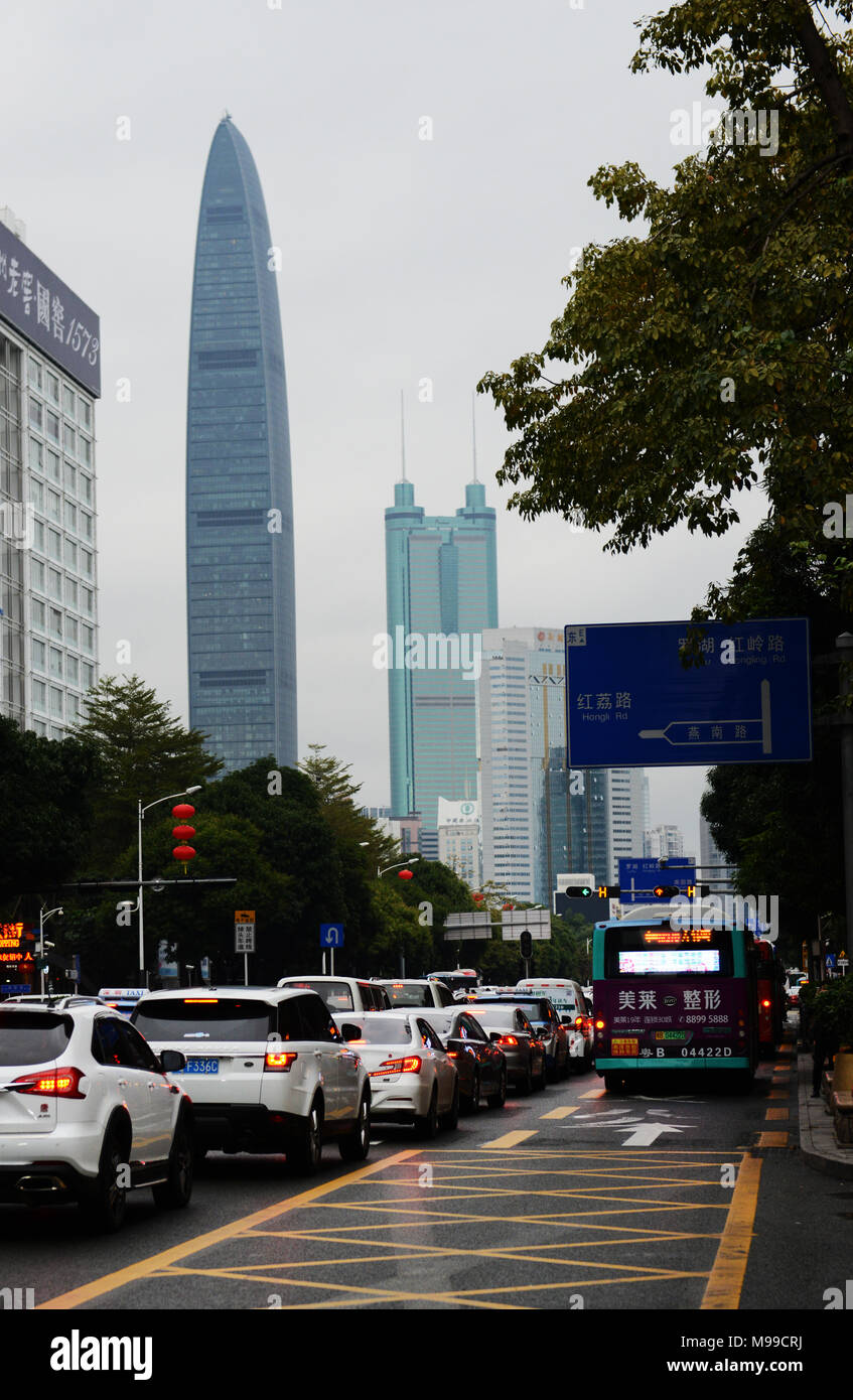 Traffic on Shennan Road with the KK100 skyscraper in the background ...