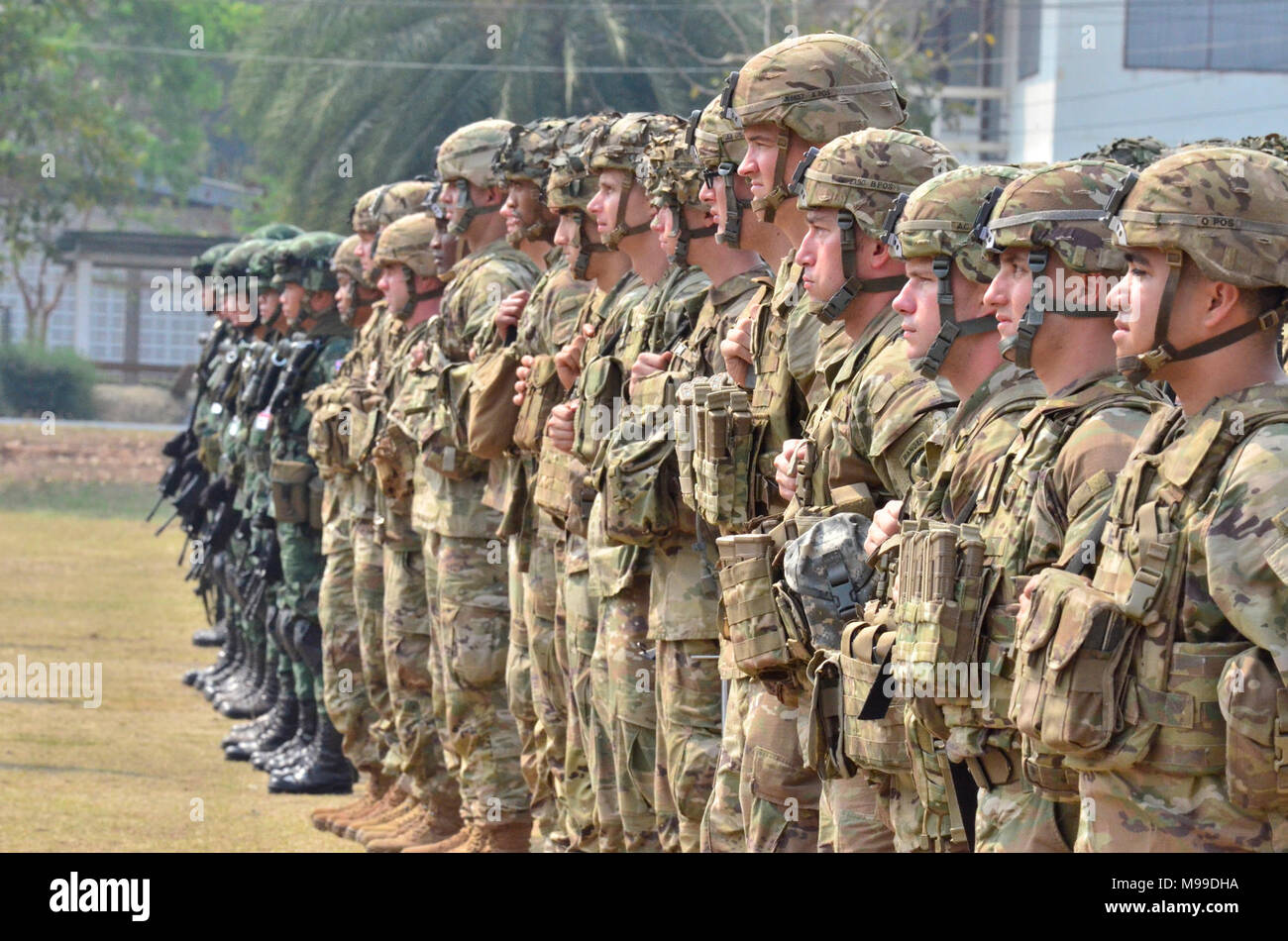United States Army Battalion This Mobile Comms Unit Has People Talking