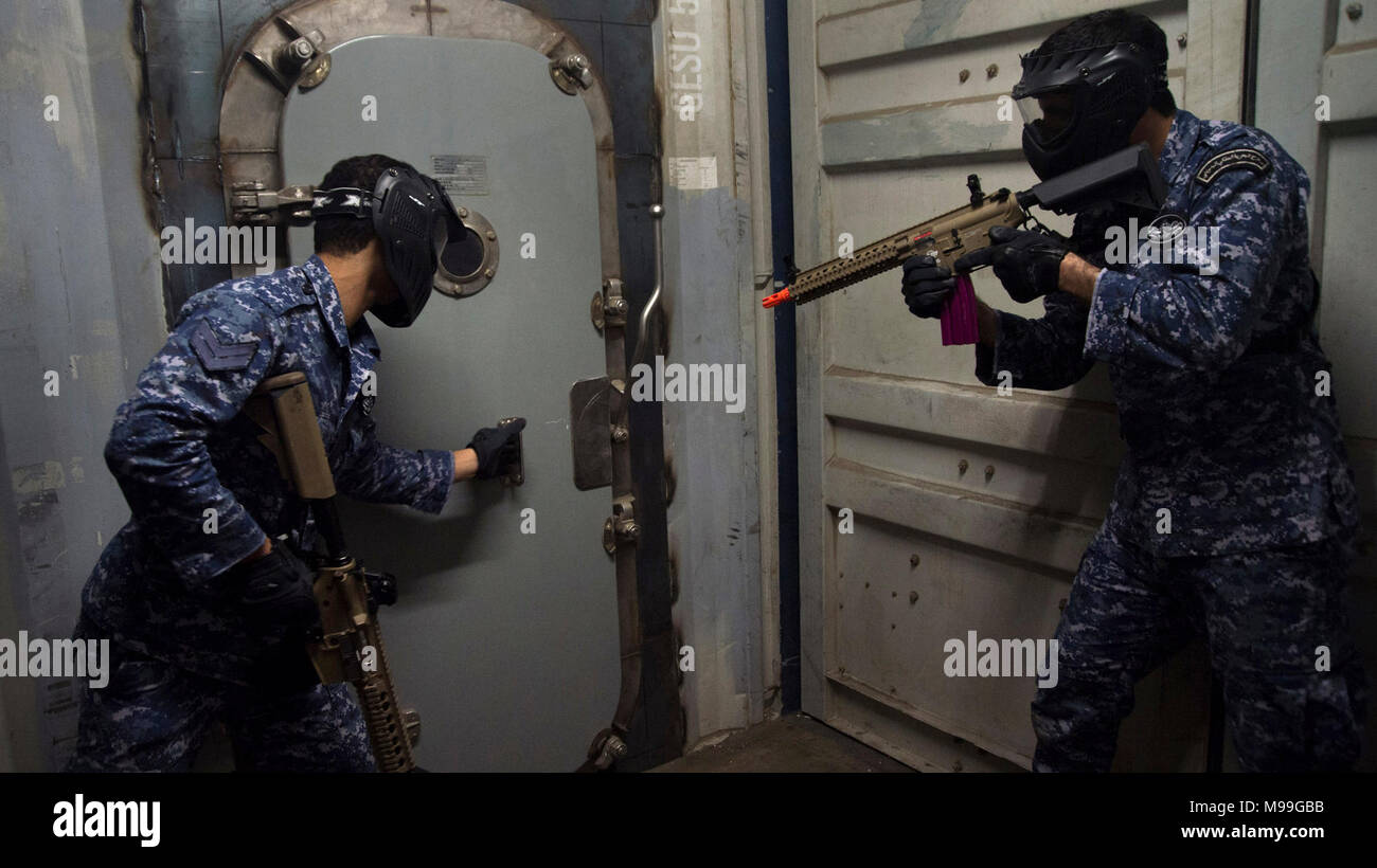 Royal bahrain naval hi-res stock photography and images - Alamy