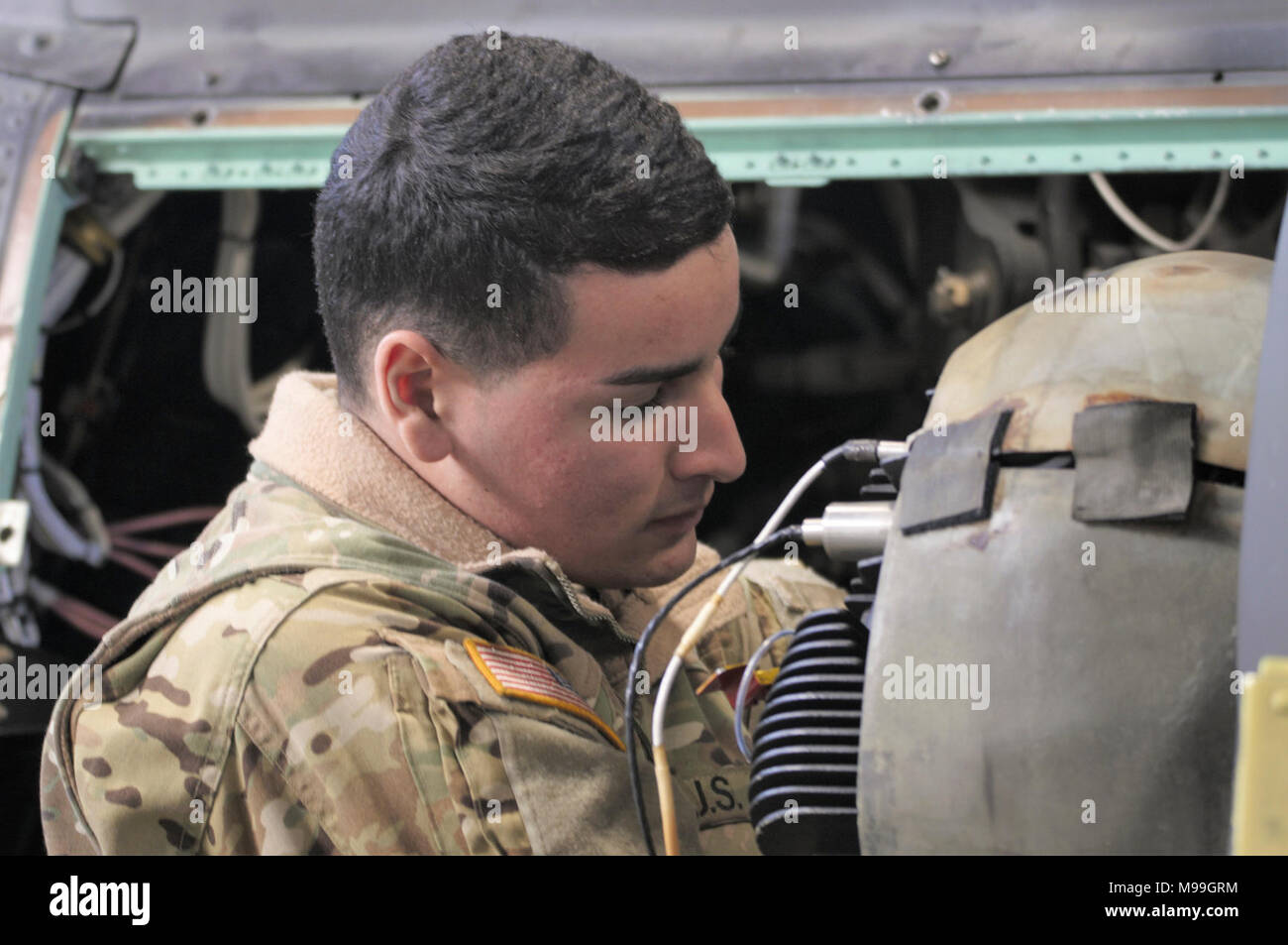 A U.S. Soldier from the 1st Battalion, 3rd Aviation Regiment (Attack ...