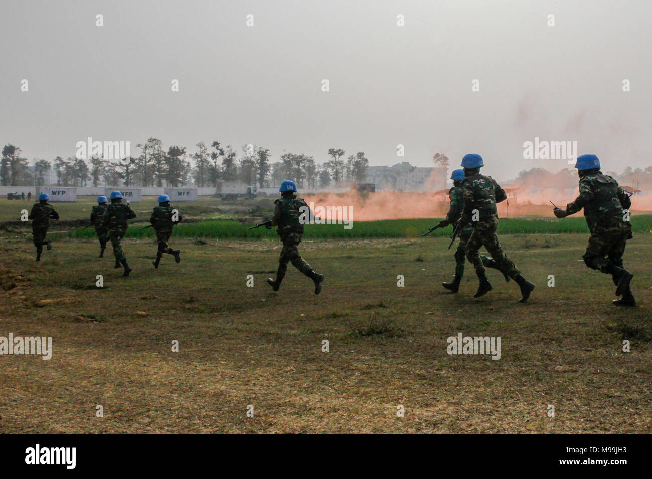 Bangladesh Army soldiers of the Engineer Corps counter attack role ...