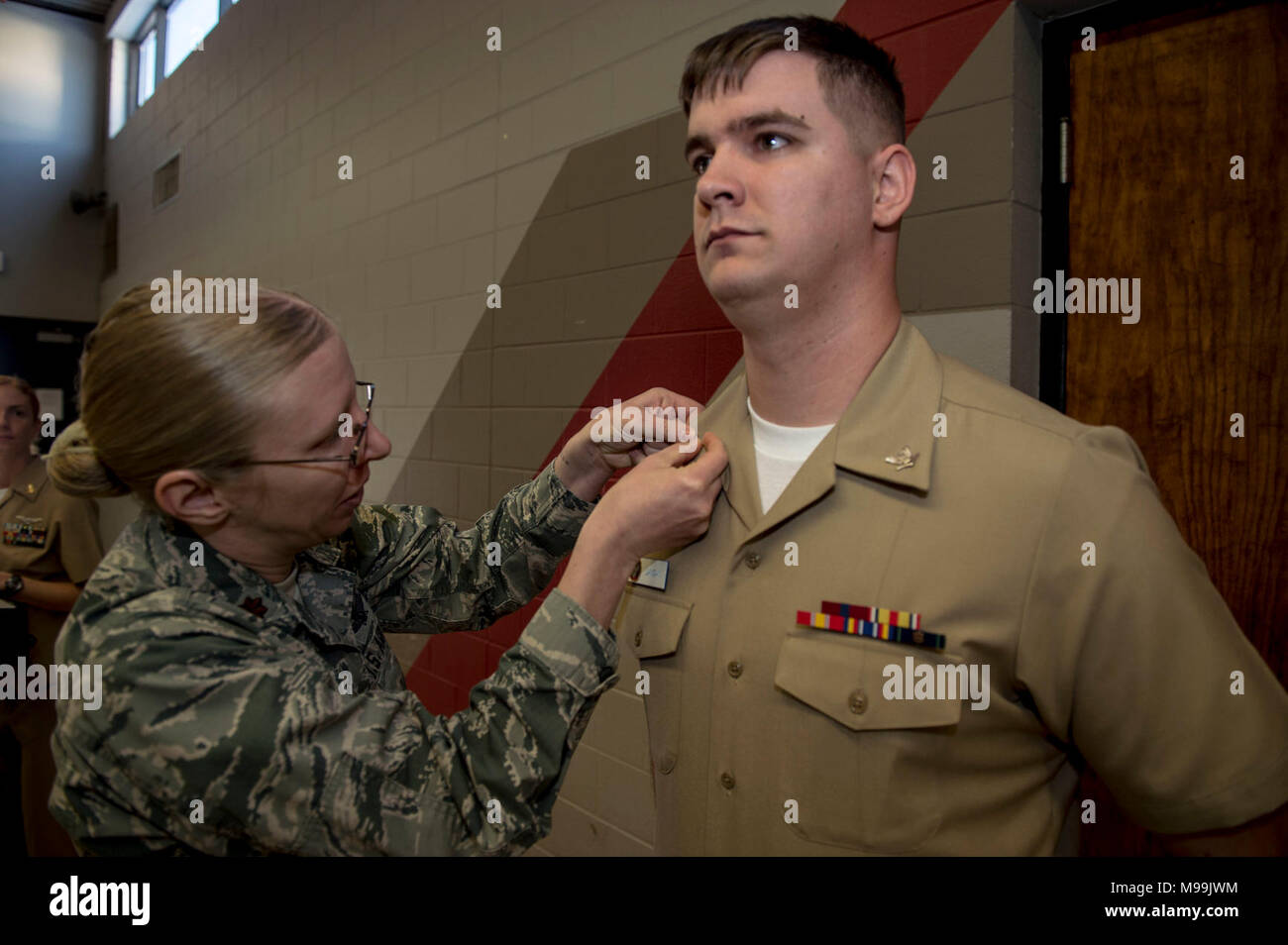 COLORDAO SPRINGS, Colo. (February 24, 2018) Aerographer's Mate 3rd ...