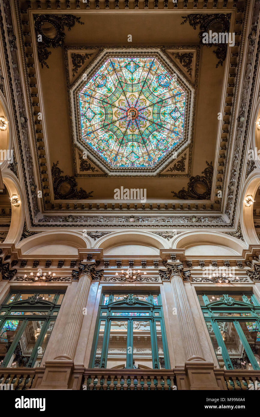 Teatro colon interior hi-res stock photography and images - Alamy