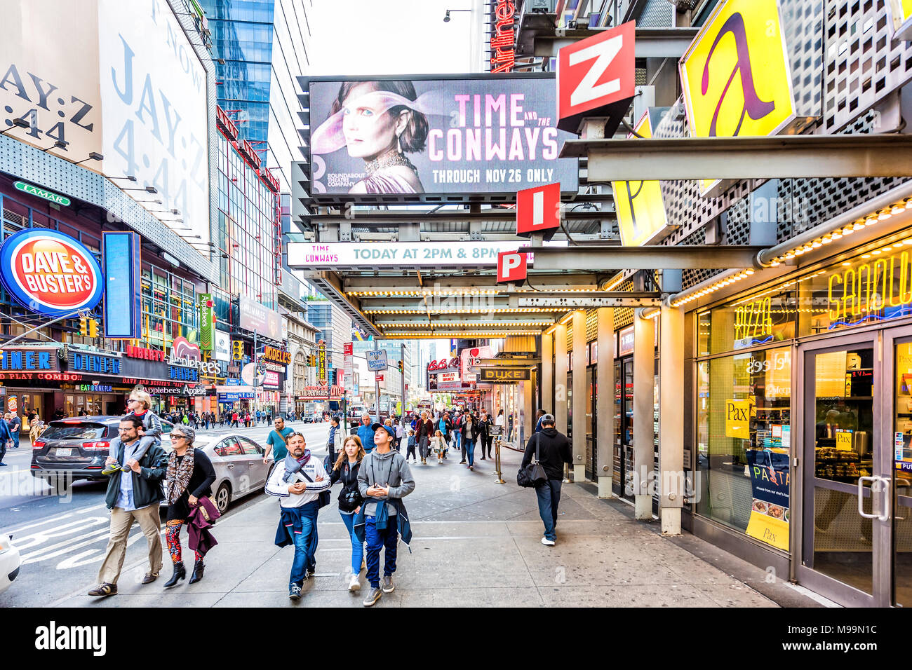 Dave and busters hi-res stock photography and images - Alamy