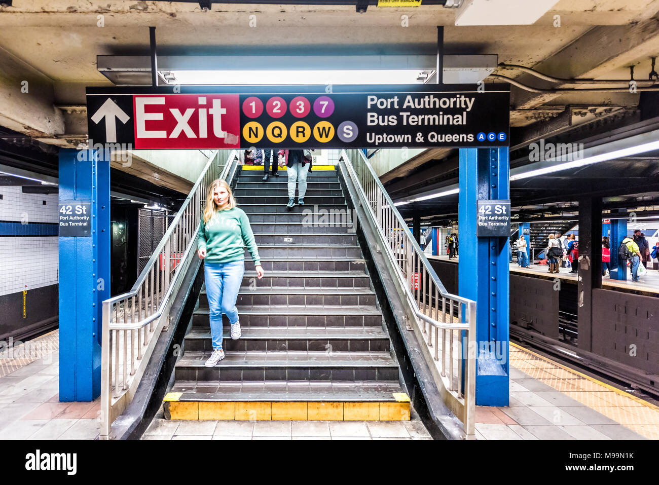 Bus Station Usa Stock Photos & Bus Station Usa Stock Images - Alamy