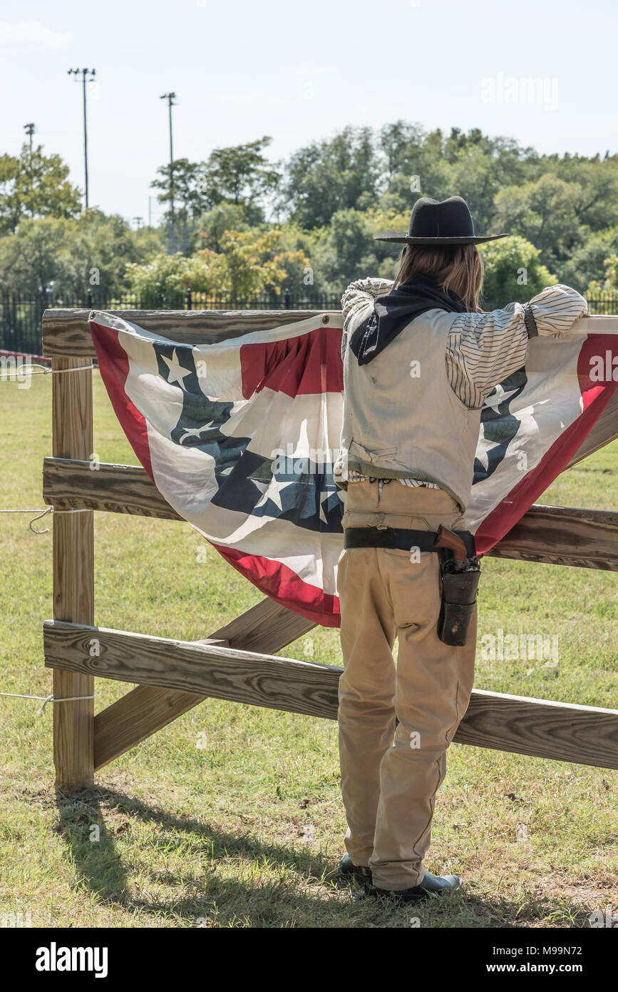Old west cowboy reenactment frontier hi-res stock photography and ...