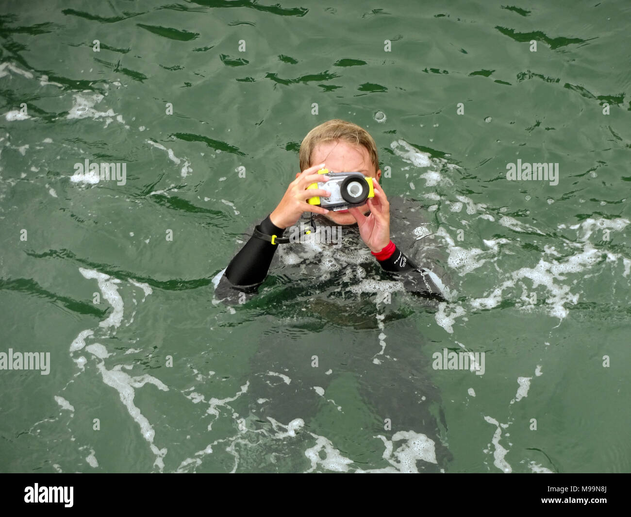 Underwater camera hi-res stock photography and images - Alamy