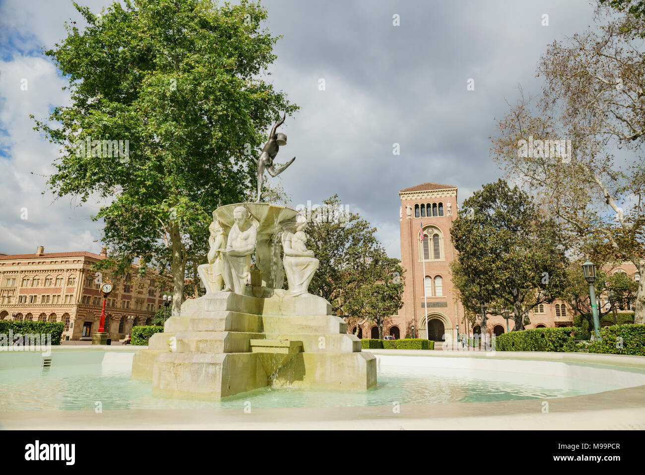 Usc campus bovard hi-res stock photography and images - Alamy