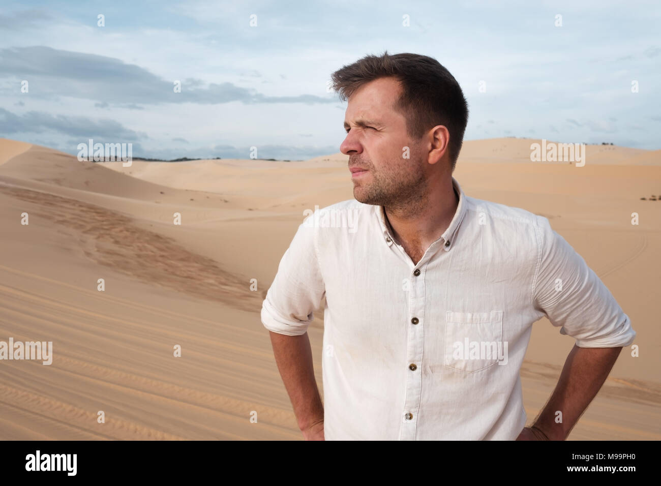Man serious outdoor hi-res stock photography and images - Alamy
