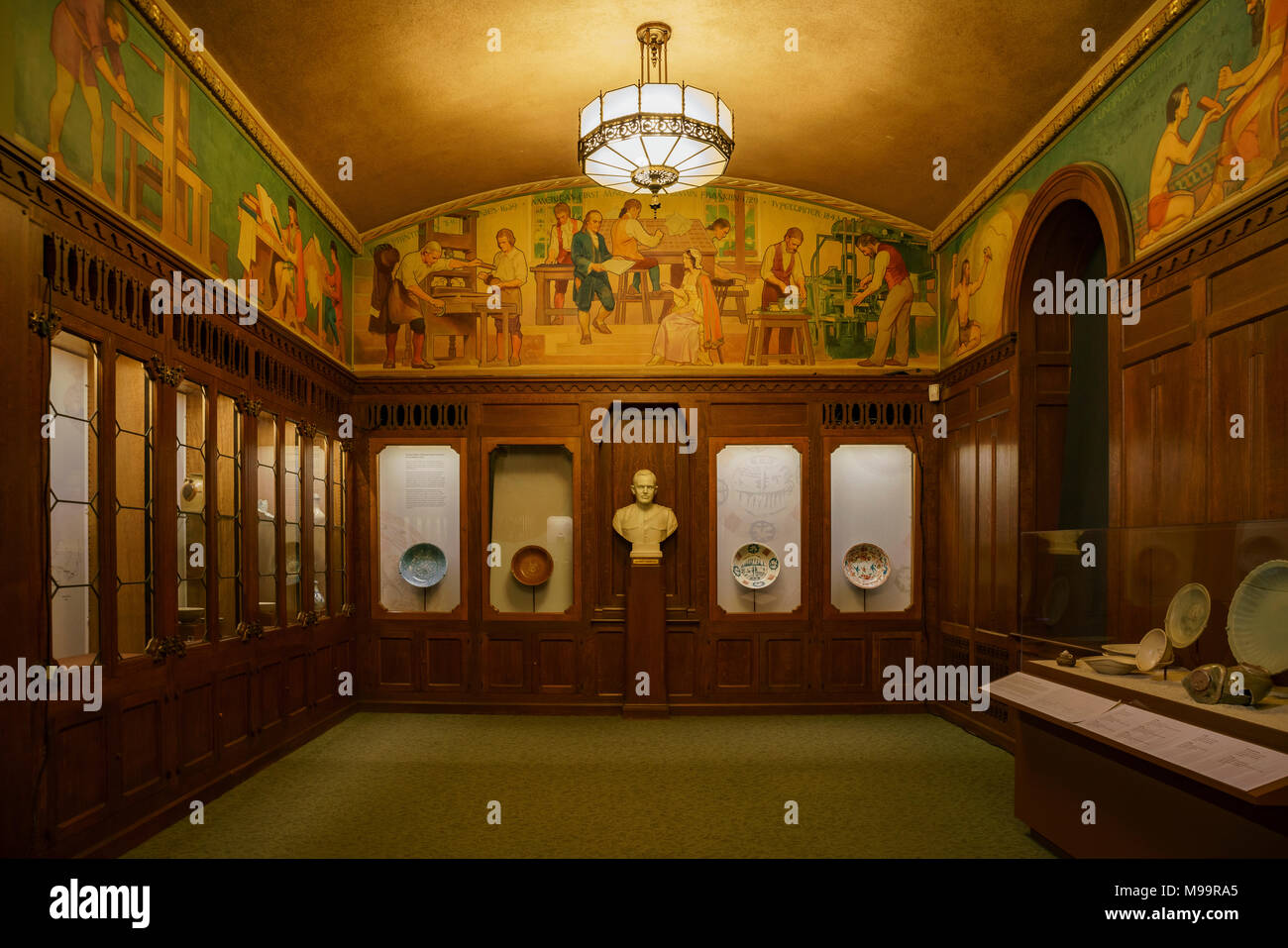 Los Angeles, JUN 23: Interior view of the Doheny Memorial Library in ...