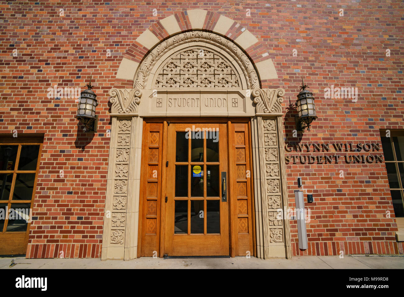 Student union hi-res stock photography and images - Alamy