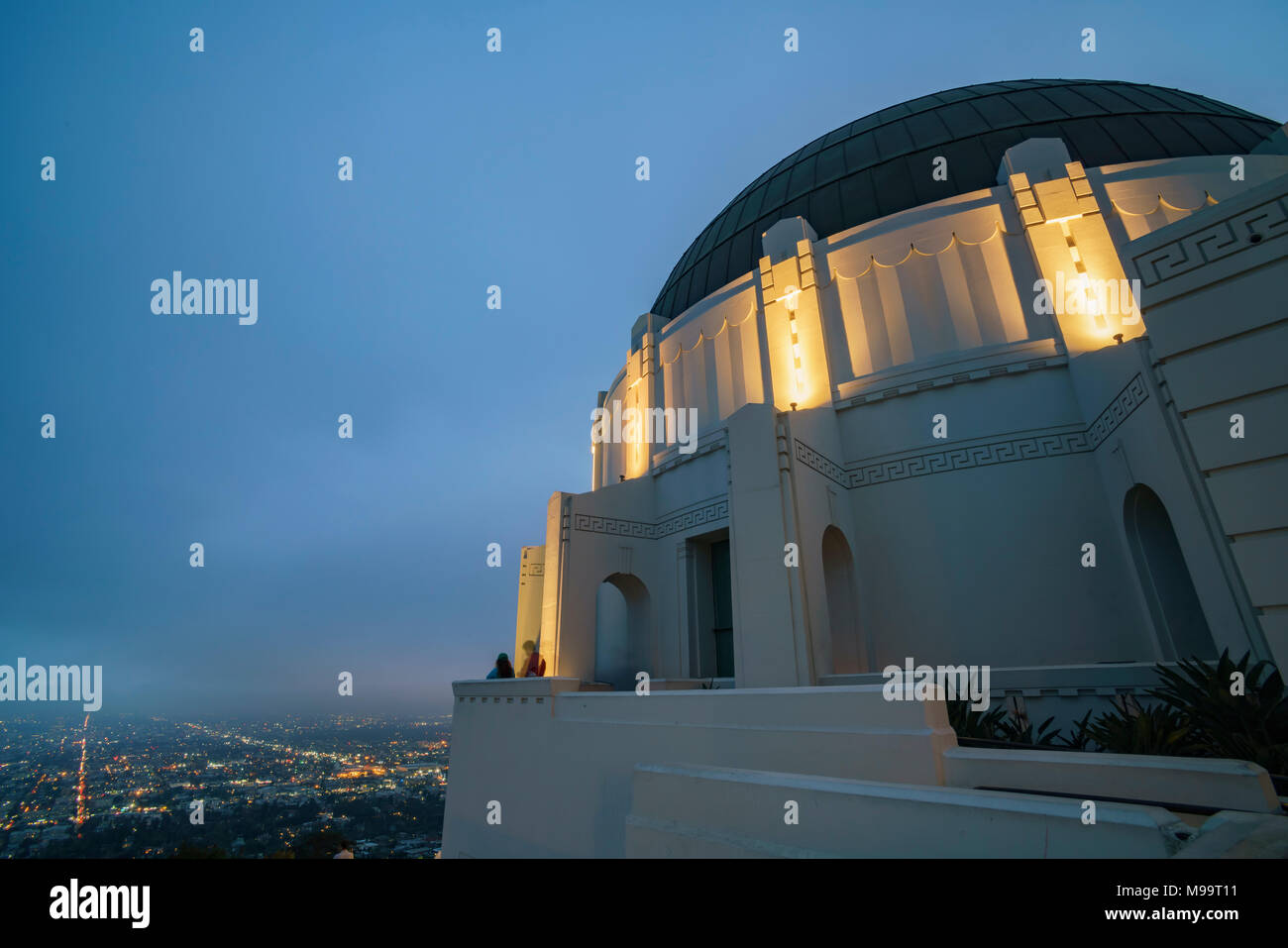 Griffith observatory night hi-res stock photography and images - Alamy
