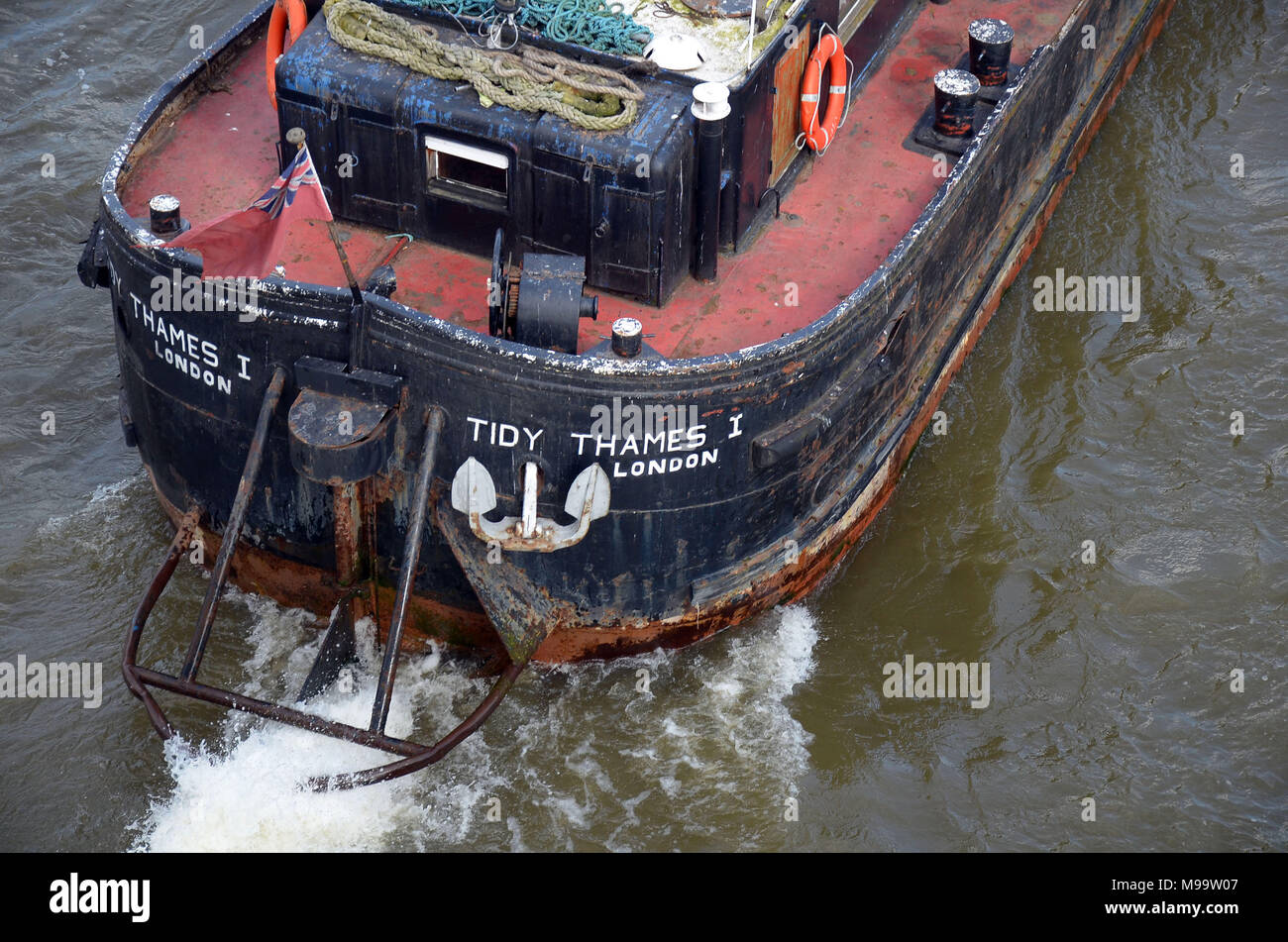 Tidy thames barge hi-res stock photography and images - Alamy