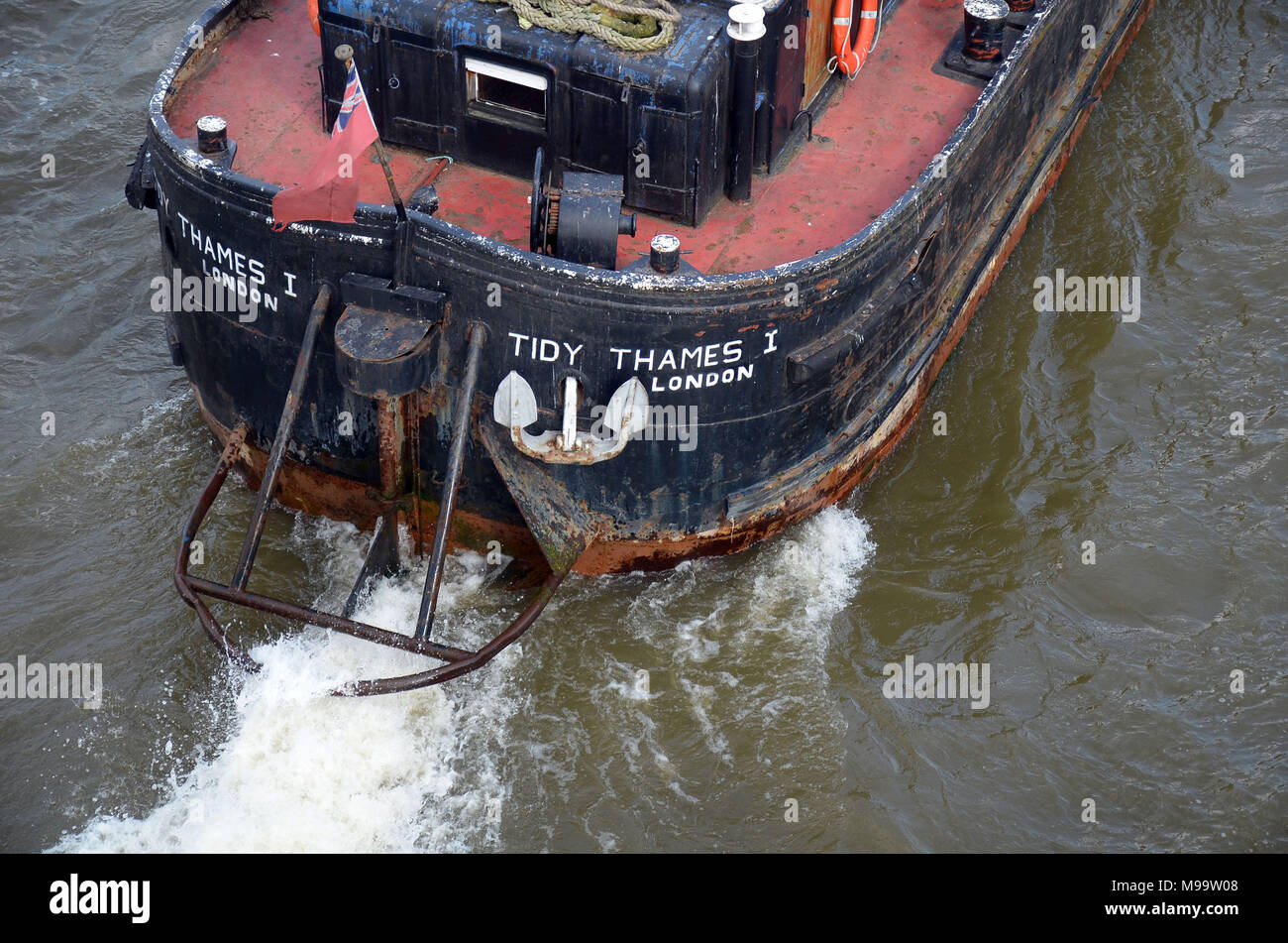 Tidy Thames Barge High Resolution Stock Photography and Images - Alamy