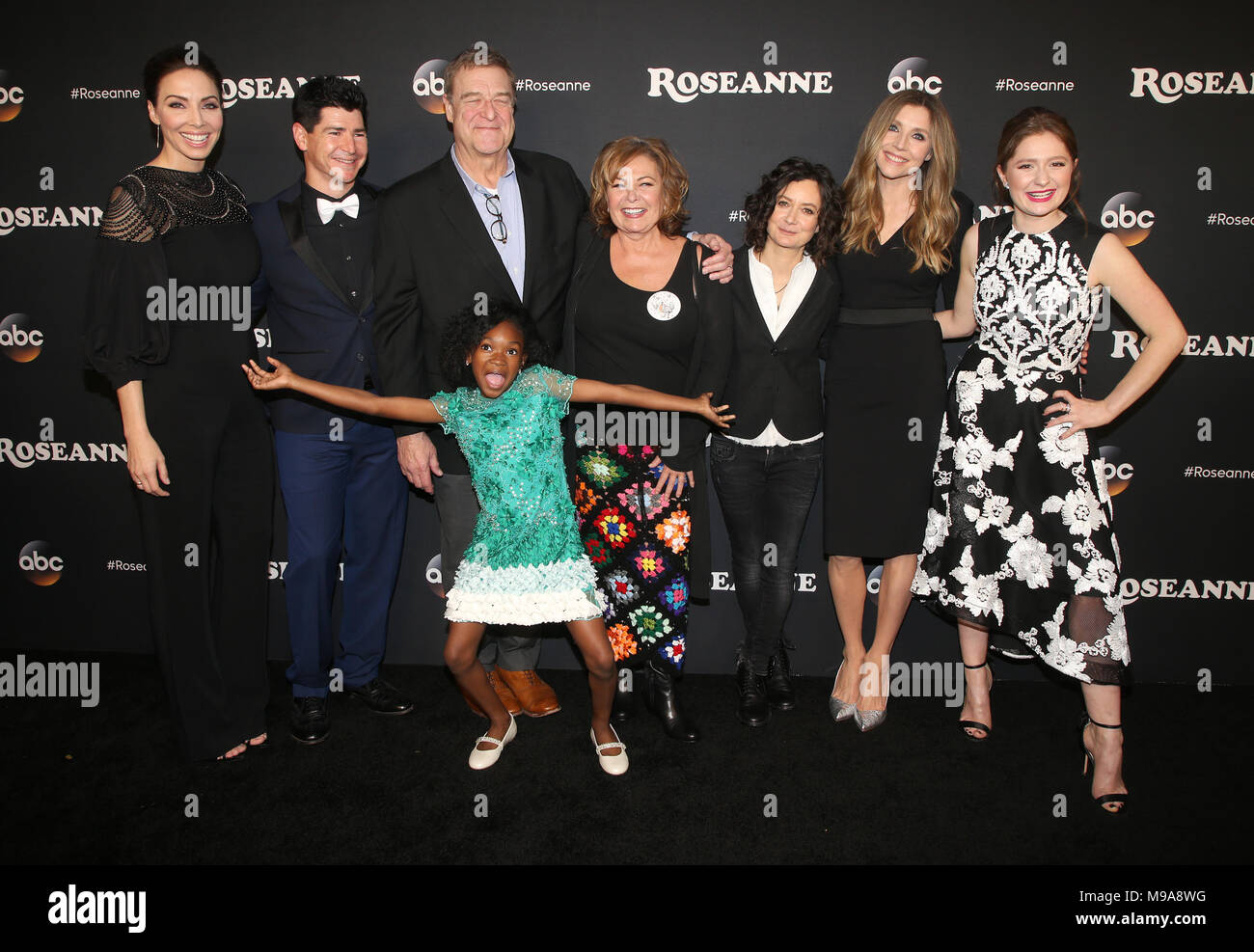John goodman roseanne hi-res stock photography and images - Alamy