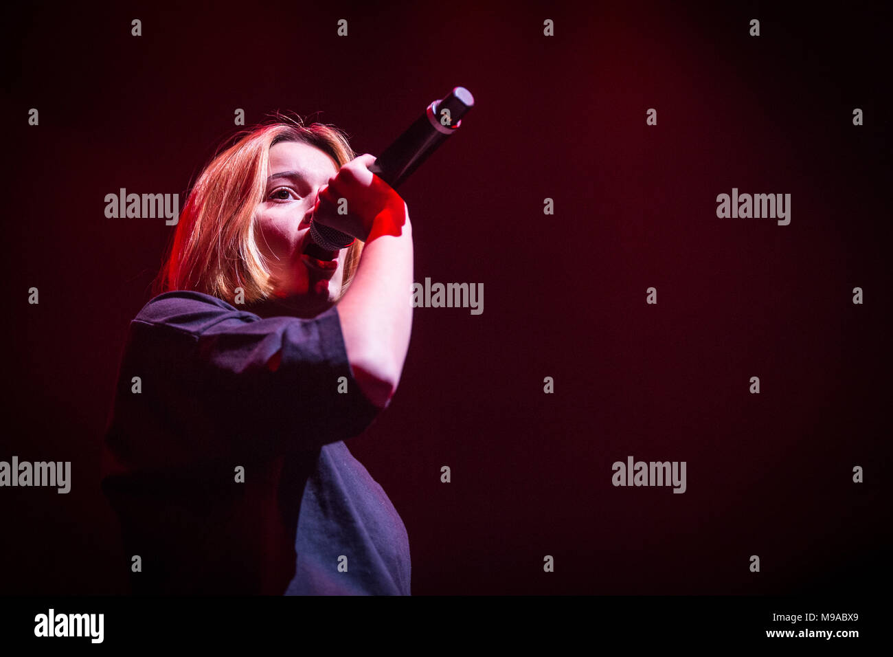 Mavi phoenix hi-res stock photography and images - Alamy