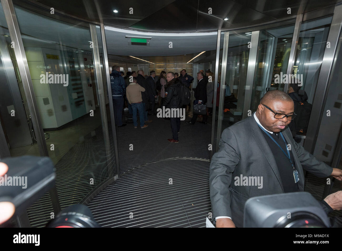 Uk information commissioner office hi-res stock photography and images ...