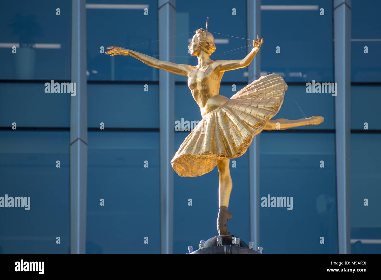 LONDON/UK - MARCH 21 : Replica Statue of Anna Pavlova on the Cupola of the Victoria Palace ...