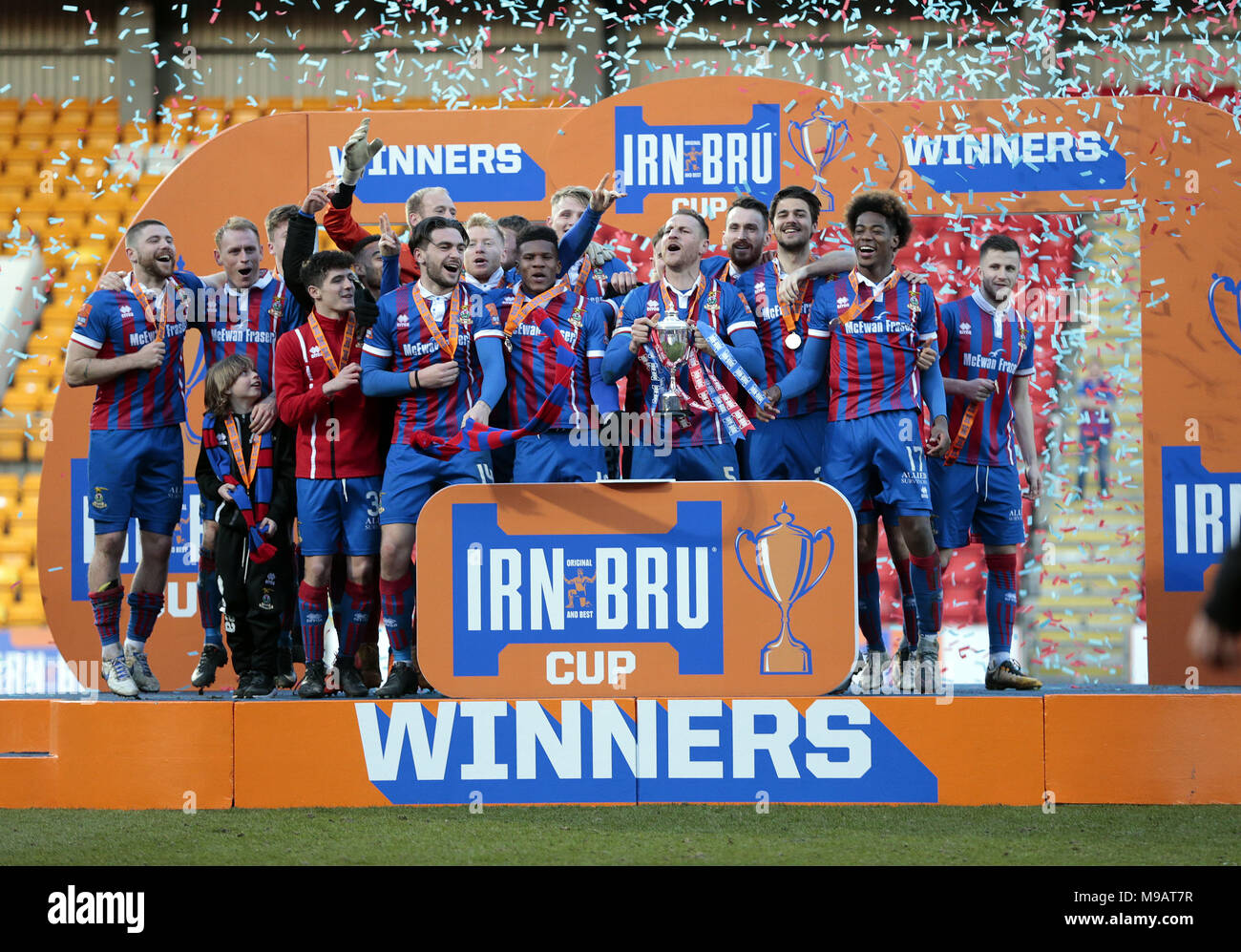 Defeating dumbarton hi-res stock photography and images - Alamy