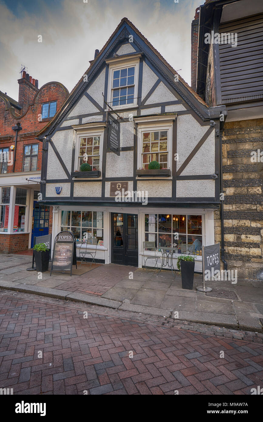 Mr tope mentioned in dickens hi-res stock photography and images - Alamy