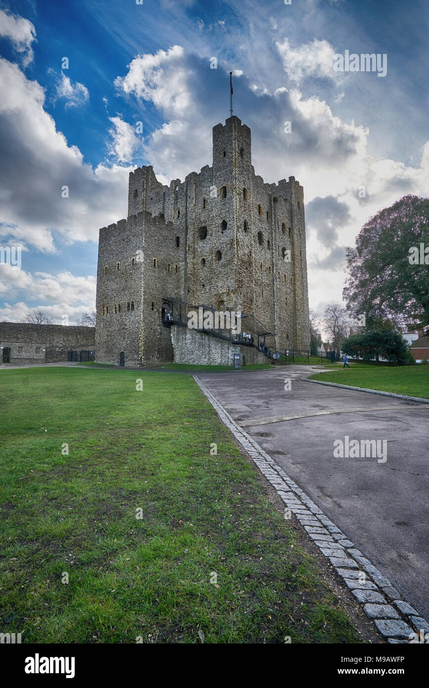 Rochester castle hi-res stock photography and images - Alamy