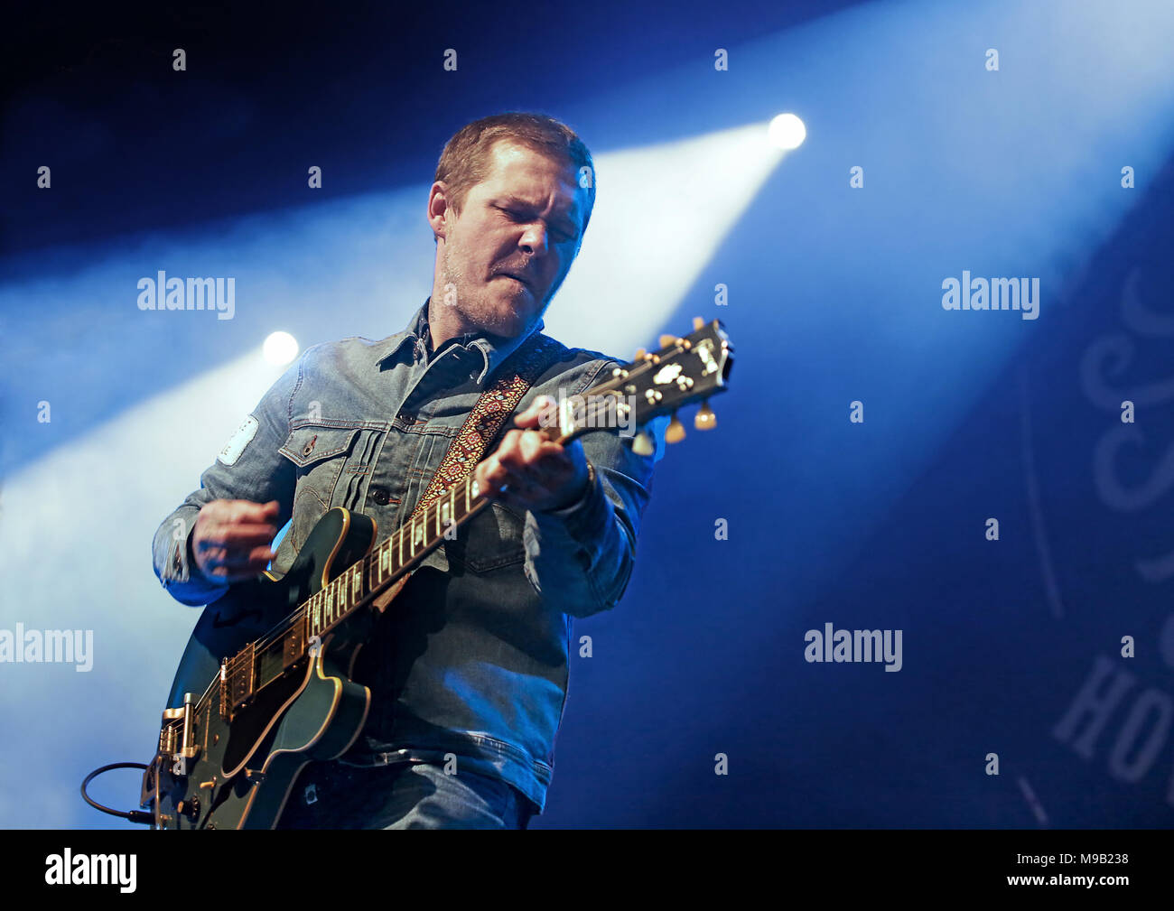Brian Fallon and the Howling Weather Performing at Manchester O2 Ritz ...