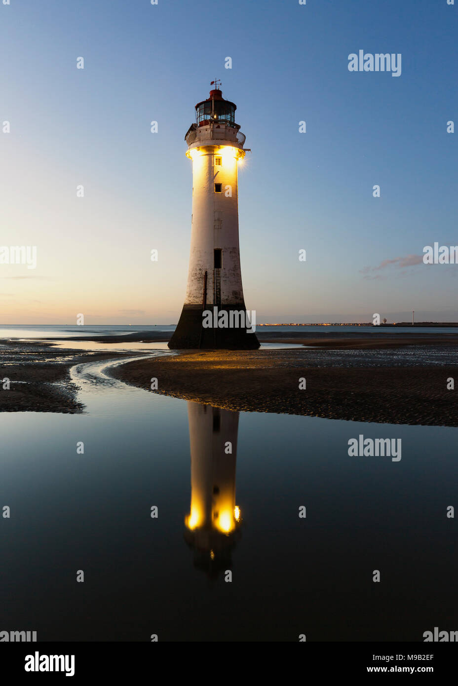 Perch rock hi-res stock photography and images - Alamy
