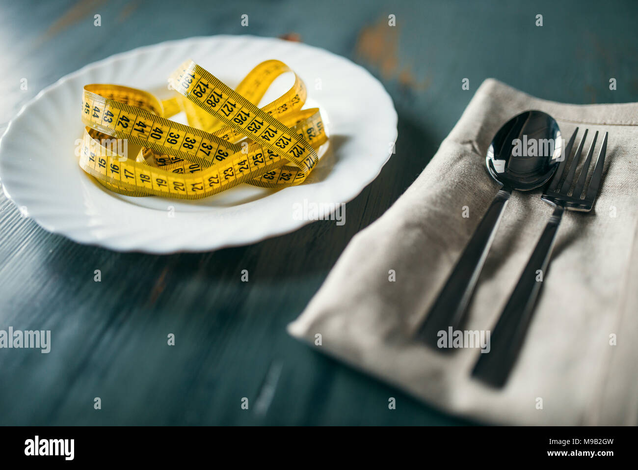 Skinny fat plate hi-res stock photography and images - Alamy