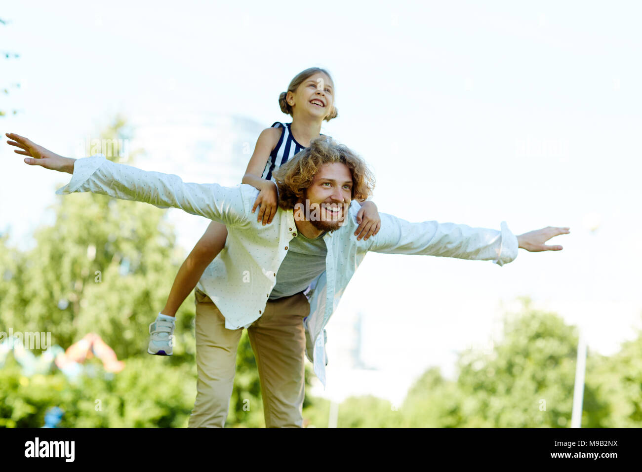 Child enjoying summer hi-res stock photography and images - Alamy