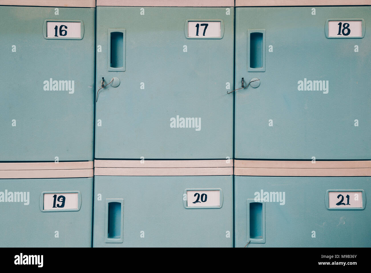 Storage locker hi-res stock photography and images - Alamy