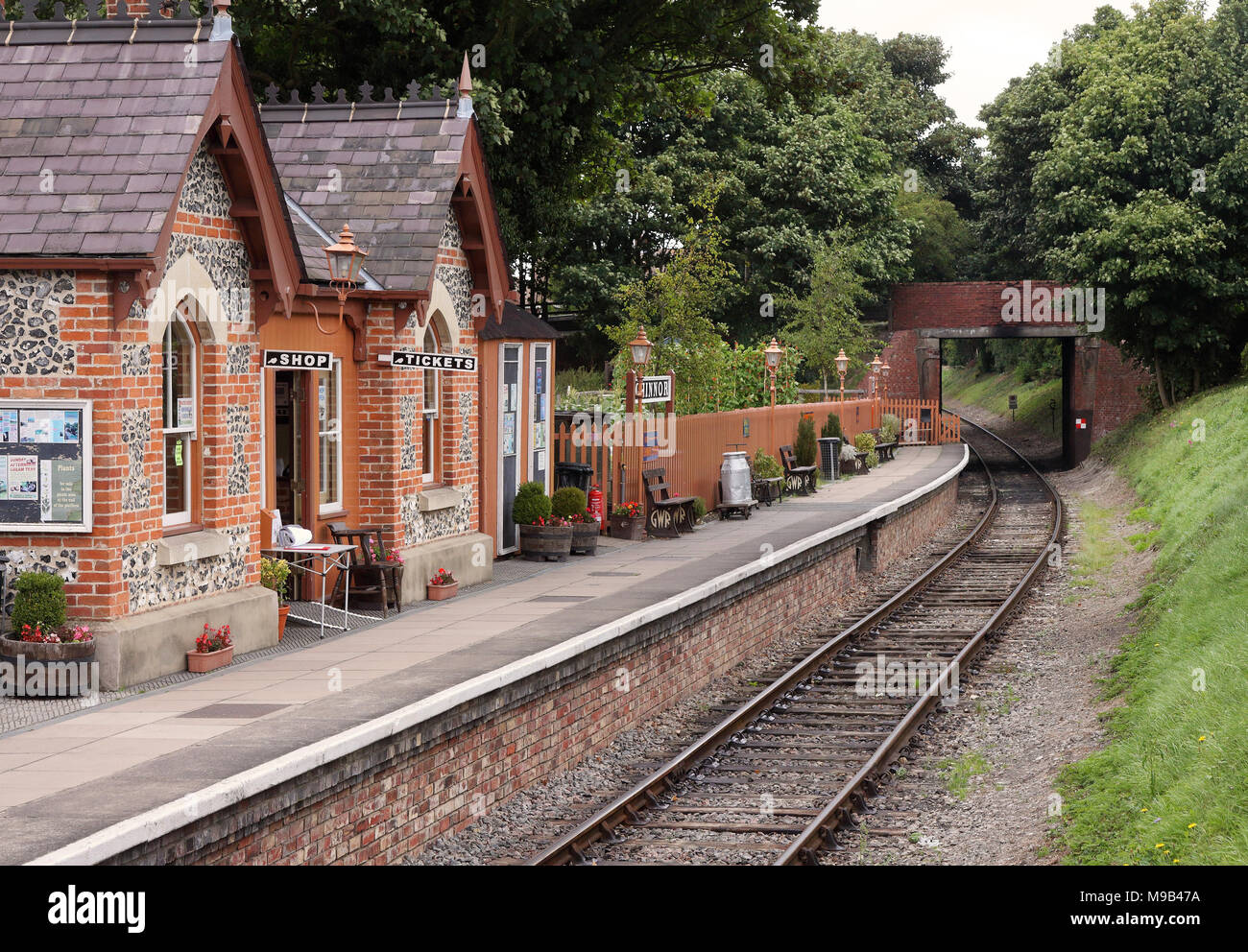 Chinnor station hi-res stock photography and images - Alamy