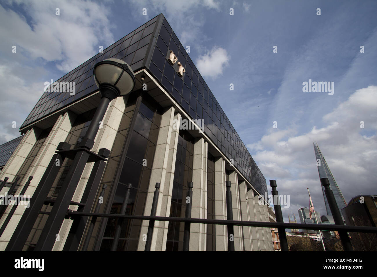 Nikkei owned Financial Times newspaper headquarters London Stock Photo ...