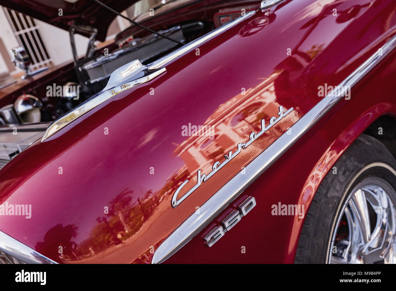 Chevy 350 engine hi-res stock photography and images - Alamy