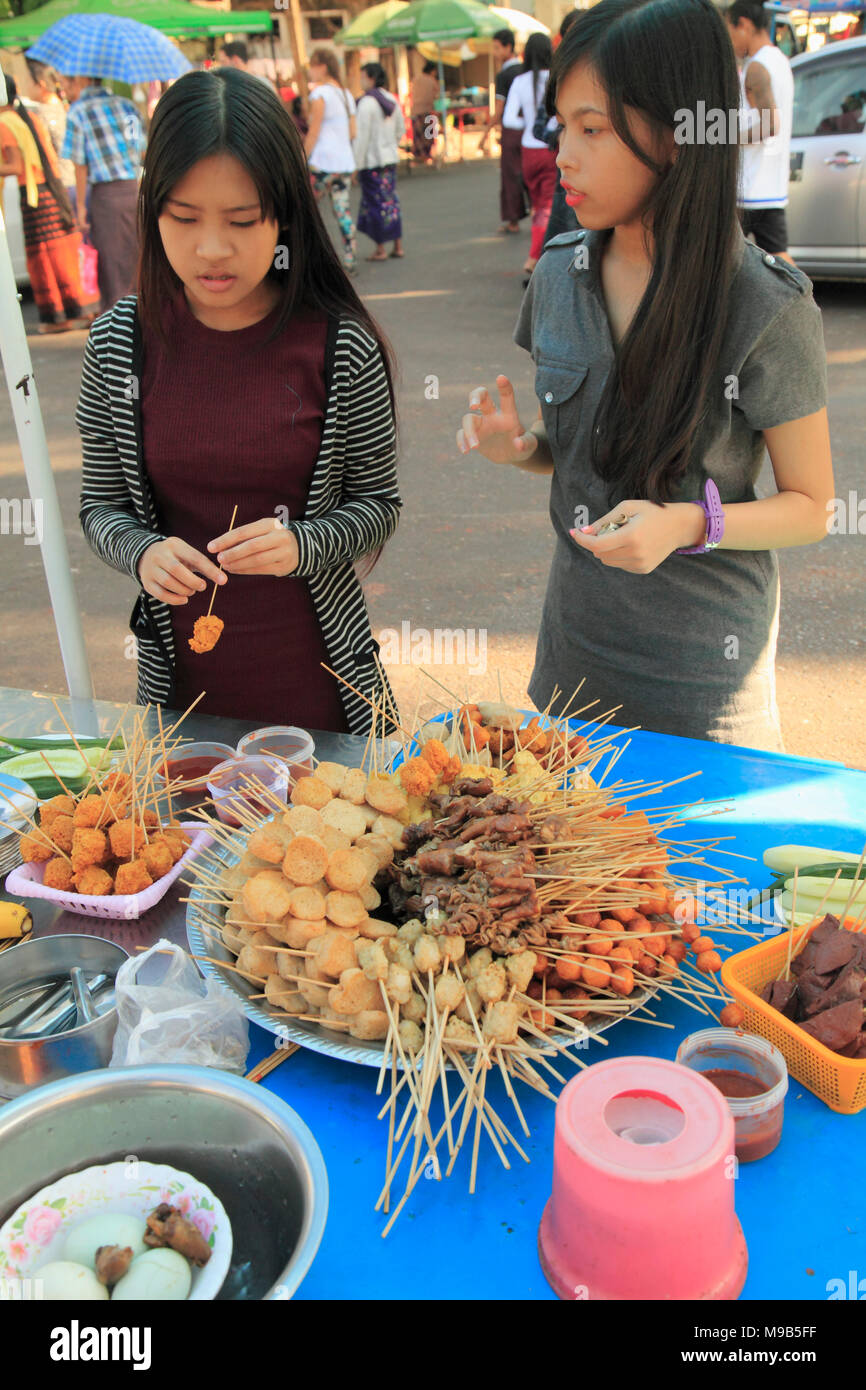Myanmar, Yangon, street food, people Stock Photo - Alamy