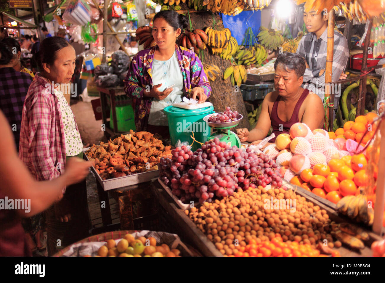Myanmar, Yangon, night market, food, people Stock Photo - Alamy