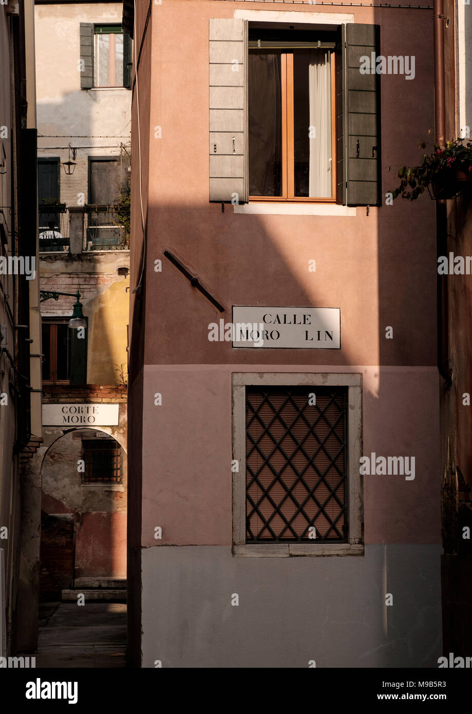 Pastel shades and street signs, on the narrow alleys of San Polo ...