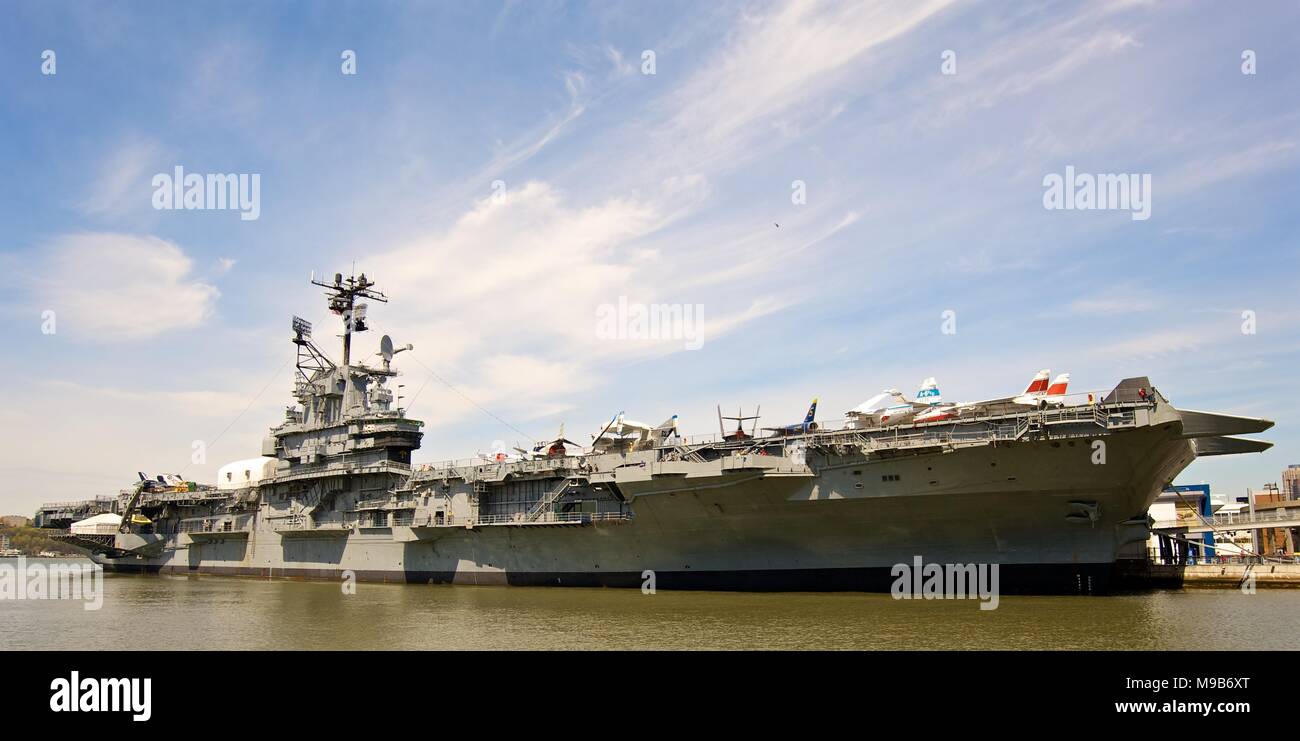 Former USS Intrepid aircraft museum - Aircraft carrier New York April ...