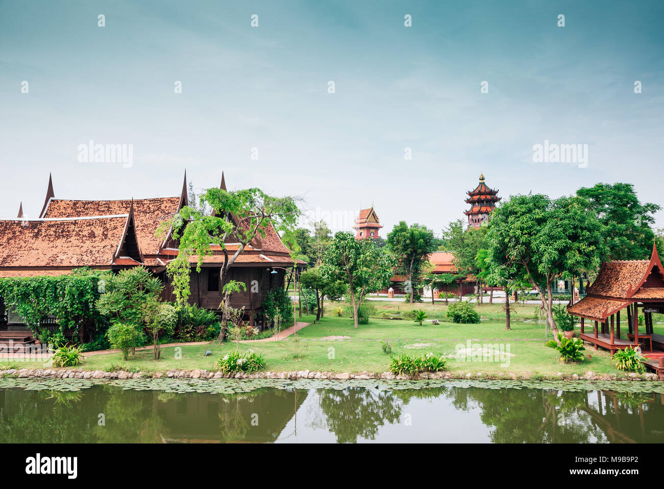 Mueang samut prakan hi-res stock photography and images - Alamy