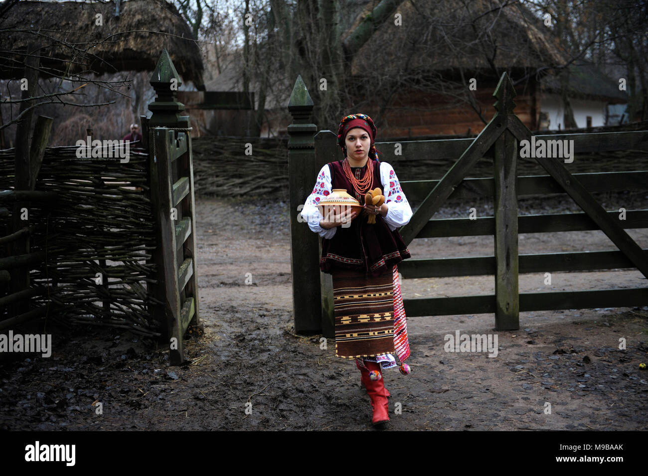 Ukrainian native dress hi-res stock photography and images - Alamy