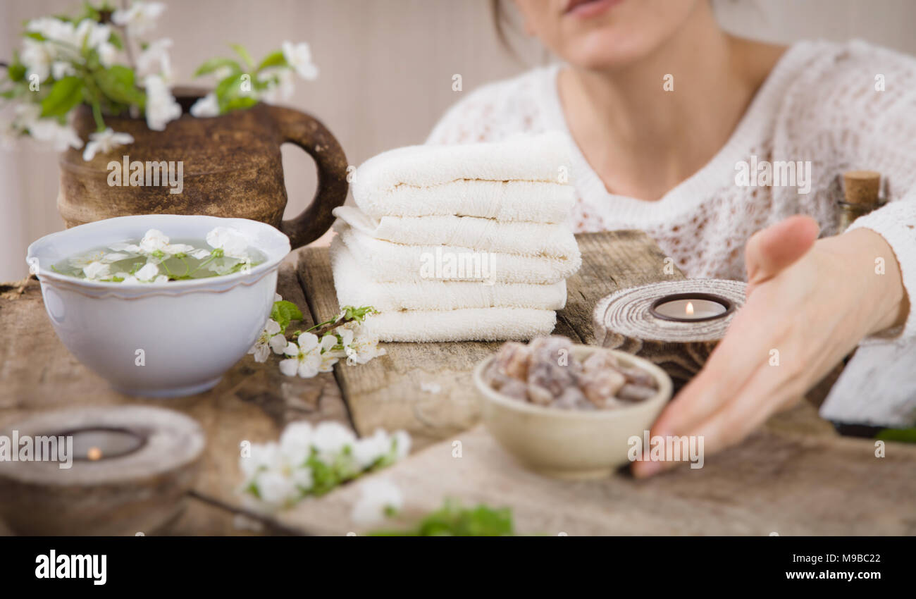 Spa and wellness. Spa female worker is preparing the treatment Stock ...