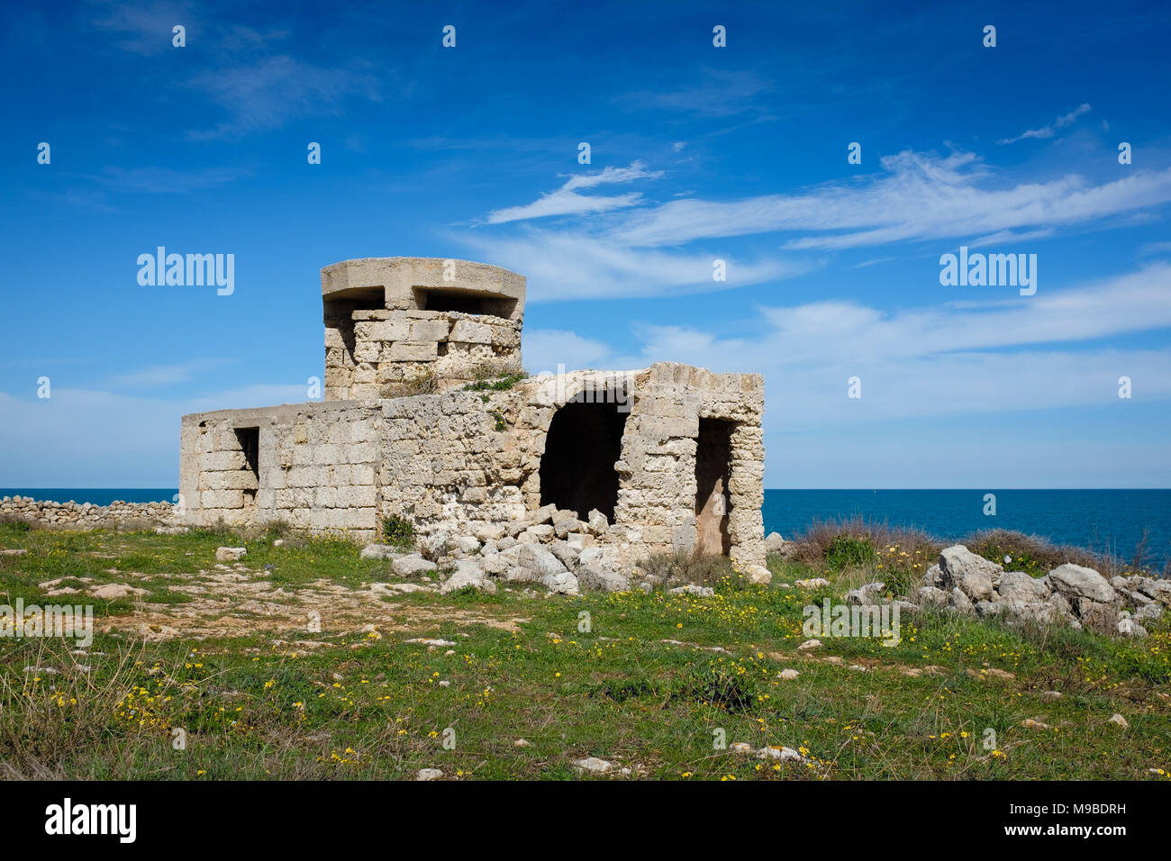 Italy world war bunker hi-res stock photography and images - Alamy