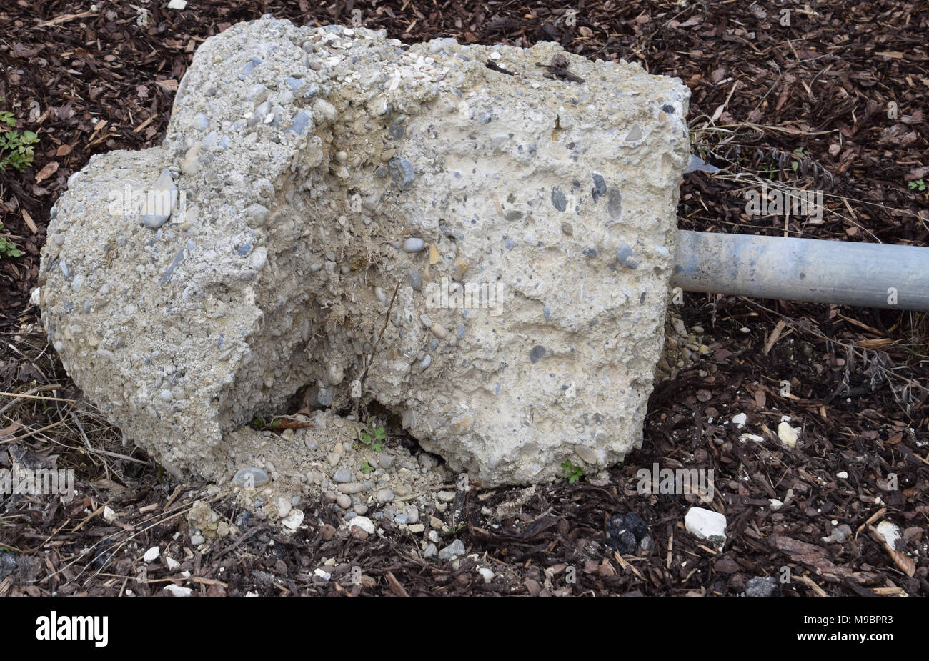 Waste of reinforced concrete Stock Photo - Alamy