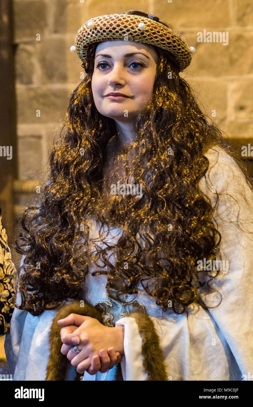 Medieval Period Woman High Resolution Stock Photography and Images - Alamy