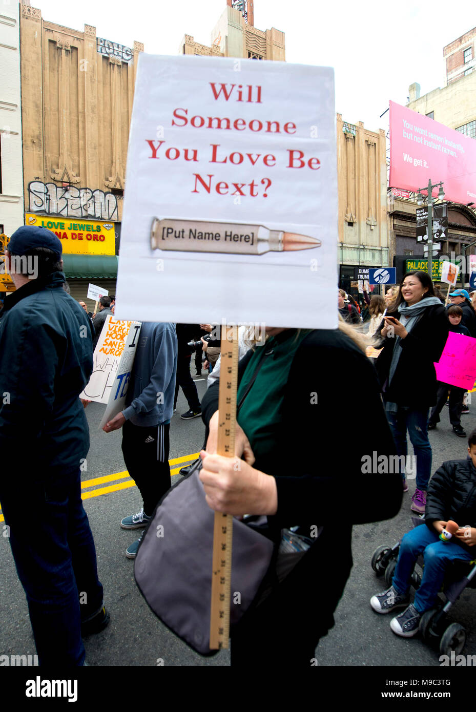 Los Angeles, California, USA. 24th Mar, 2018. Thousands of people rally ...