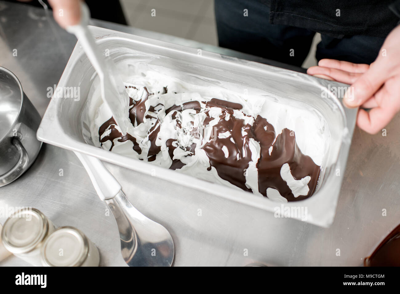Mixing ice cream with chocolate Stock Photo - Alamy