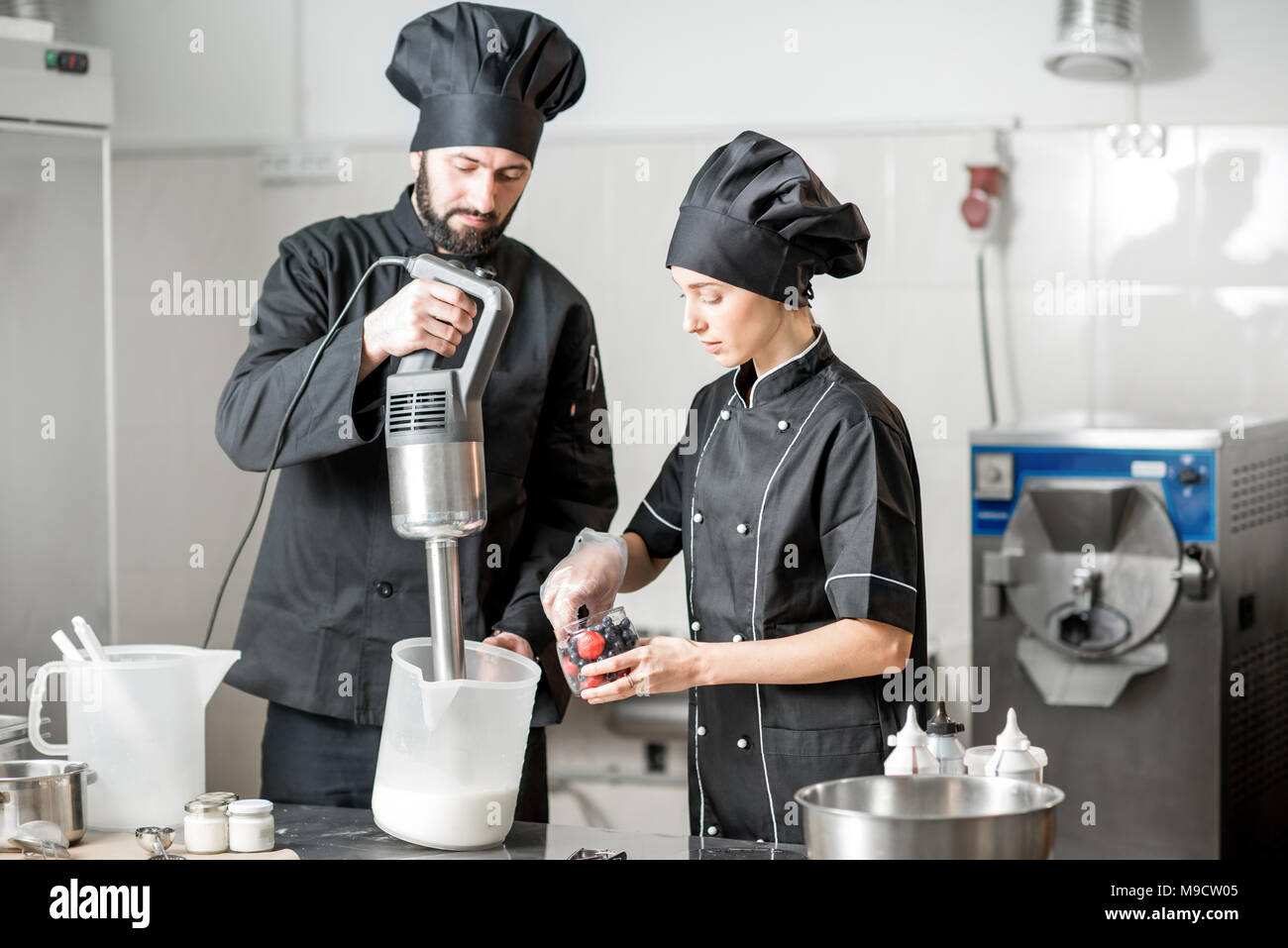 Chefs making ice cream Stock Photo - Alamy